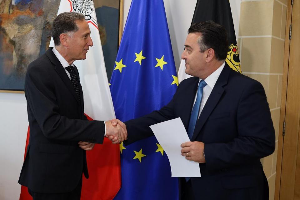 Bernard Grech officially declares his interest in the post of PN Leader ...