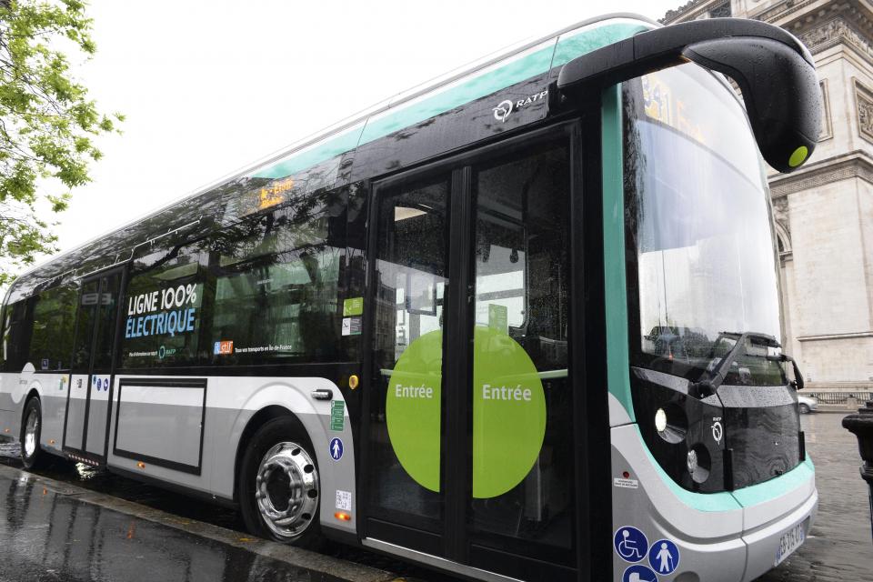 Electric buses suspended in Paris after second bus fire incident ...