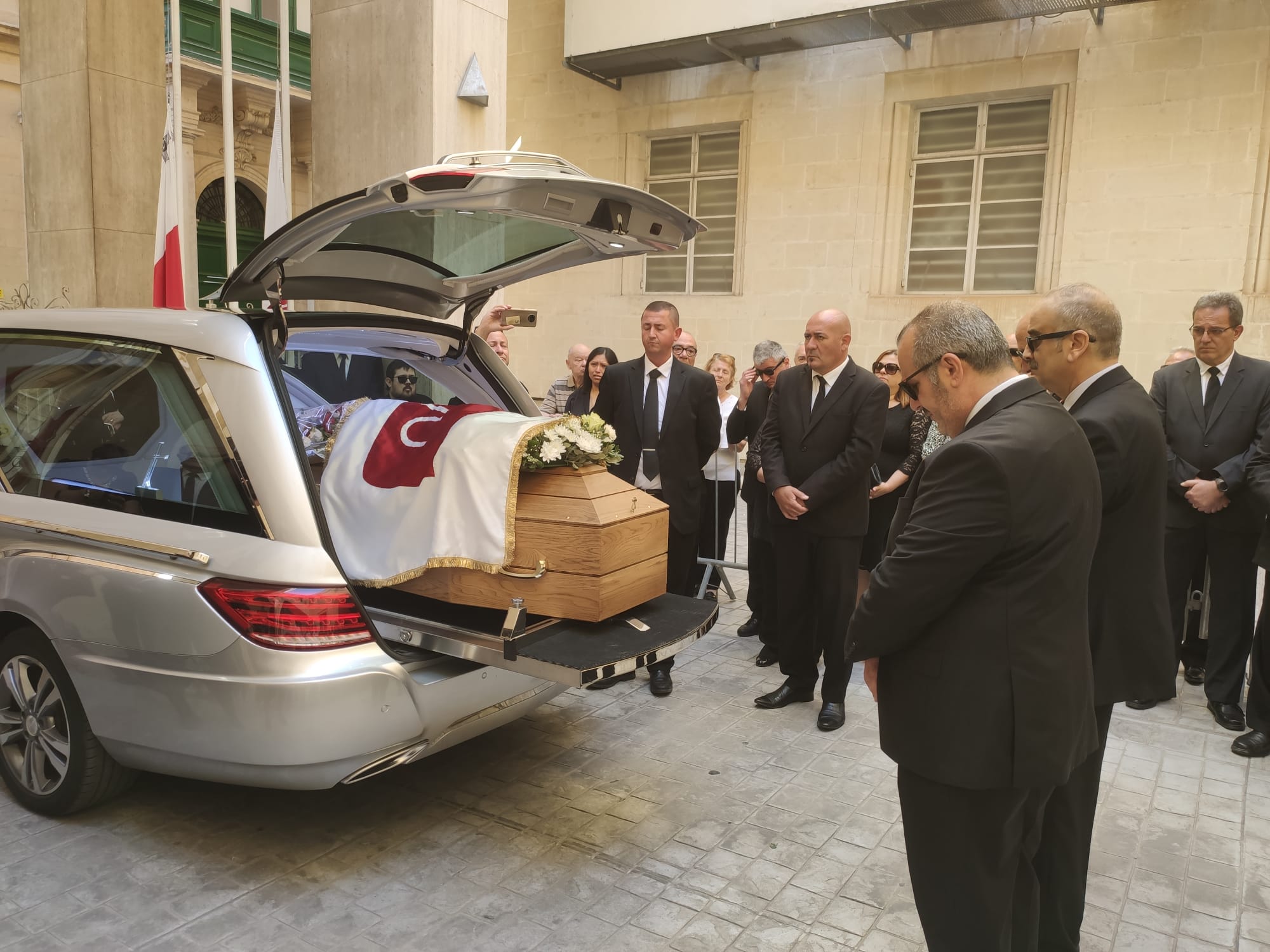 Watch: Last farewell given to Tony Zarb - TVMnews.mt