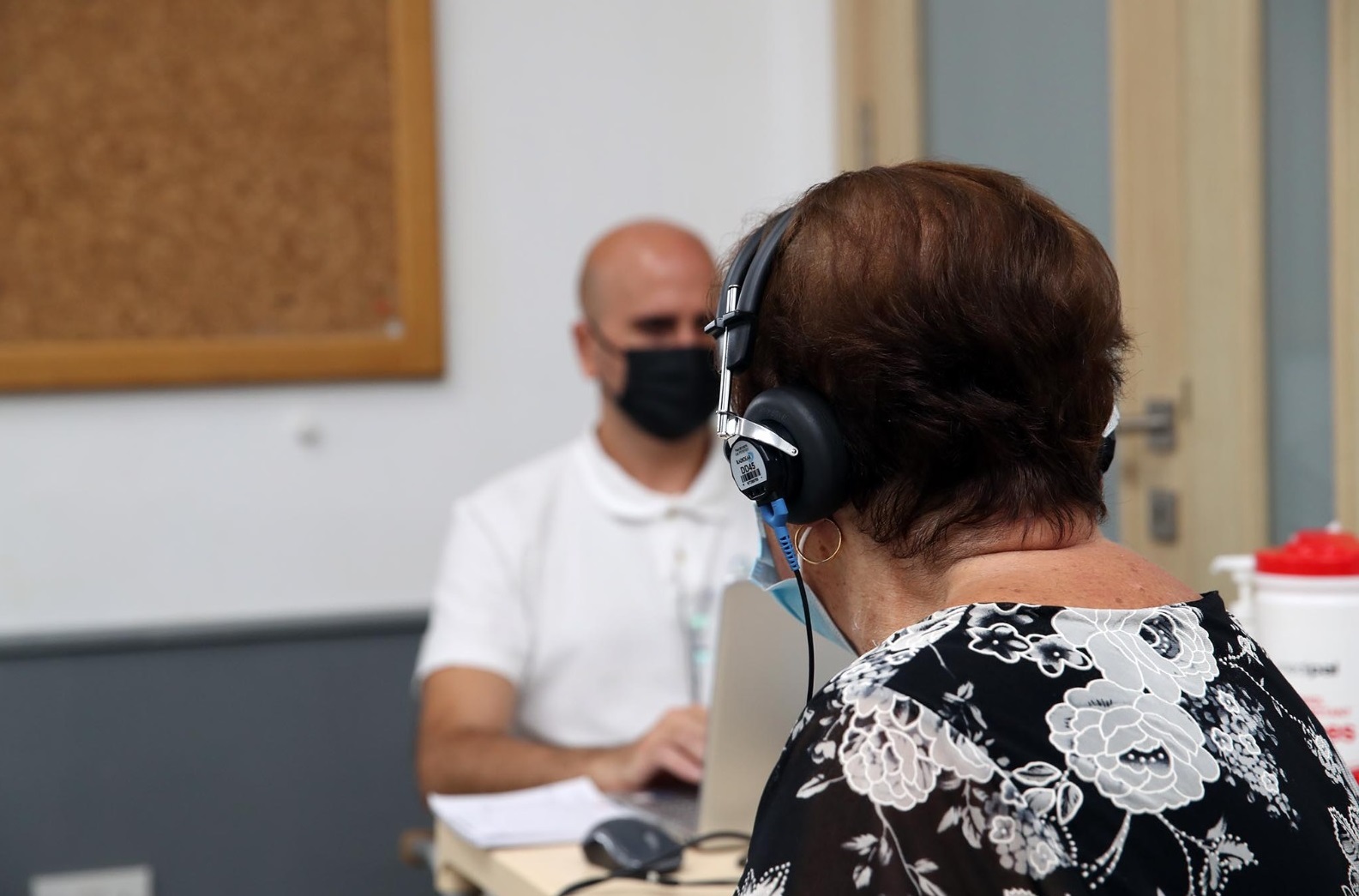 Il-Maltin jibżgħu jagħmlu t-test tas-smigħ minħabba l-hearing aids ...