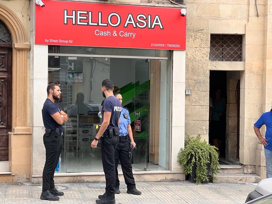 Thief breaks into Ħamrun shop, steals money from cash register - TVMnews.mt