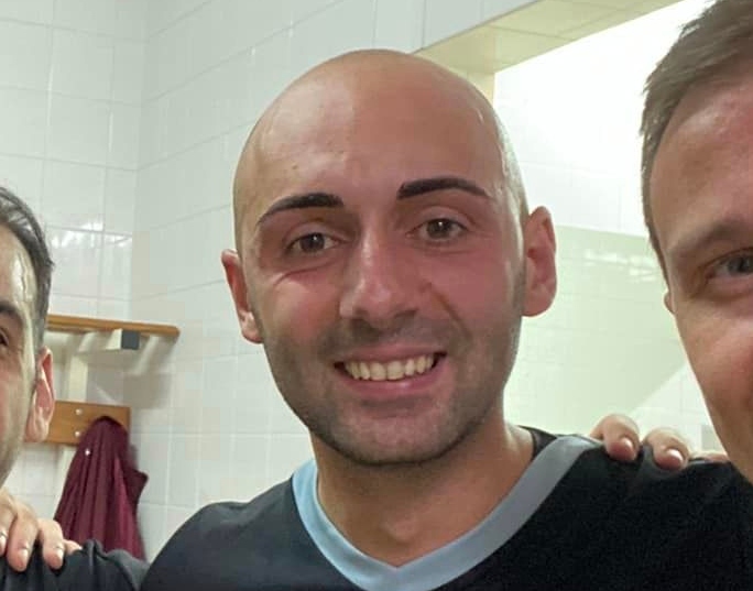 Ir-referee tal-futsal Stephen Vella fl-Awstrija sabiex jikkontrolla ...