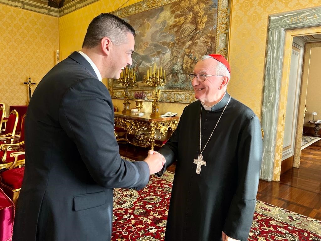 Minister Ian Borg meets with Pope Francis - TVMnews.mt