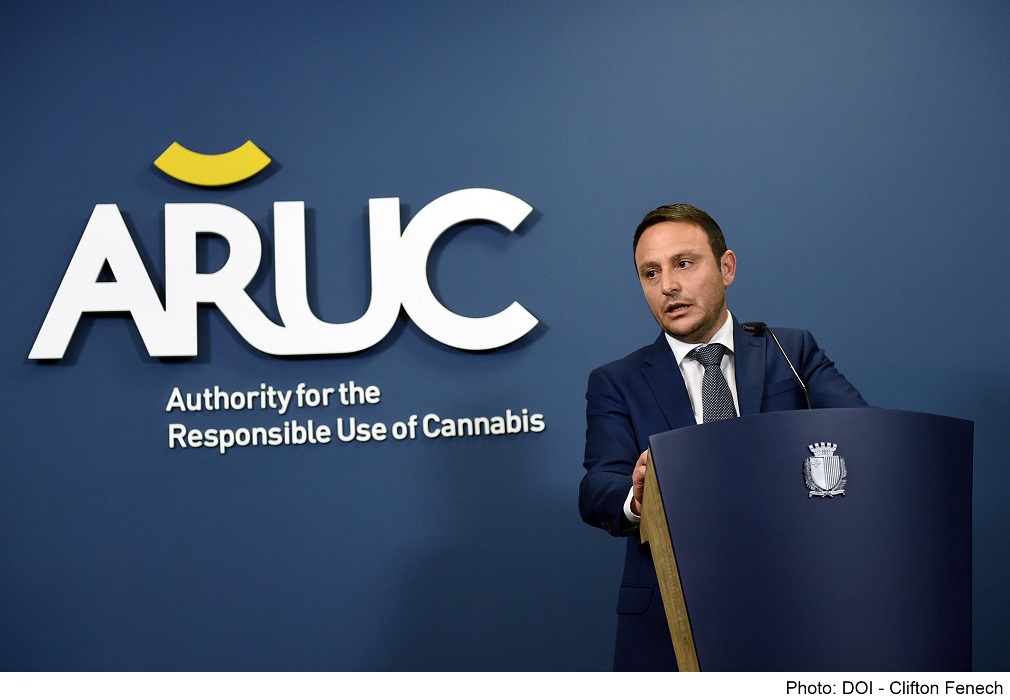 L-ARUC se toħroġ l-applikazzjonijiet għal ħruġ ta’ liċenzji lill-organizzazzjonijiet li ...