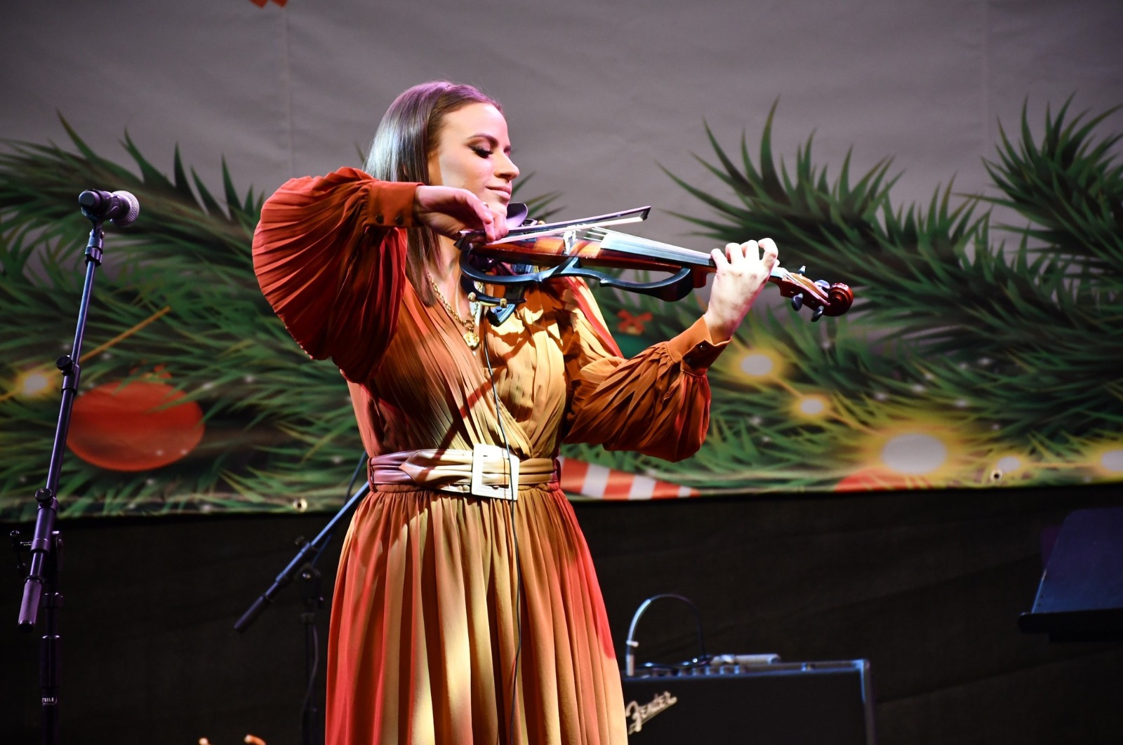 Maria Cini sings traditional Maltese Christmas songs in Bethlehem ...