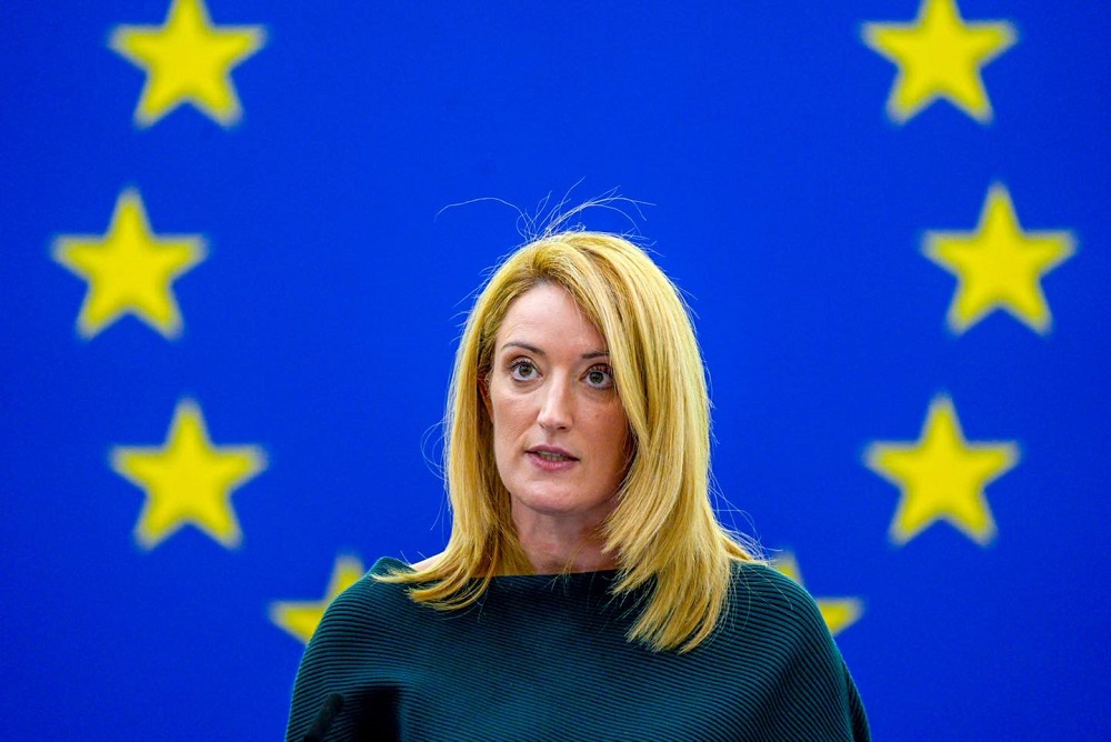 EP President triggers procedure for the removal of immunity of two MEPs ...