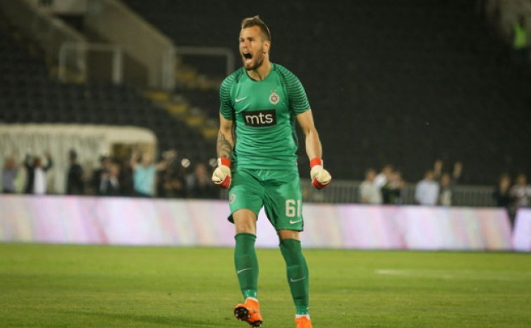 Il-Goalkeeper Serb Marko Jovicic lura ma' Hibernians flok Koné - TVMnews.mt