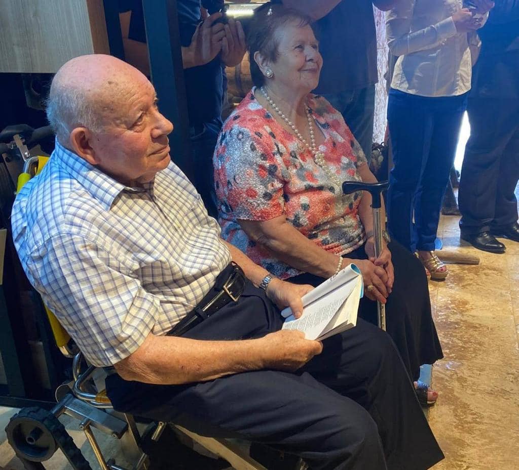 Imut Anthony Fenech - il-liriku ta' Il-Bajja tal-Mellieħa u Riviera Blu ...