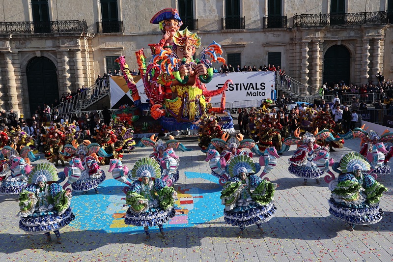 “The Masters of Rock” wins first prize of Carnival's triumphant floats ...