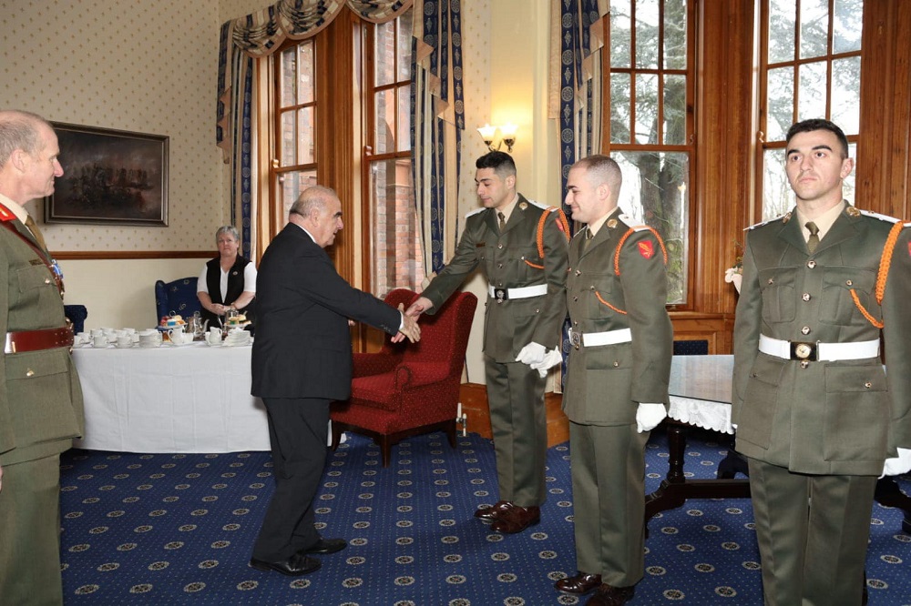 President George Vella meets Maltese soldiers training in Ireland ...