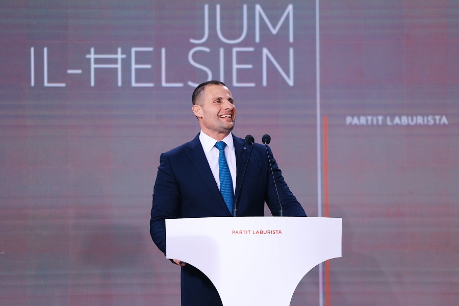Il-PM iħabbar żieda fl-istipendji u fiċ-children's allowance f'Jum il ...