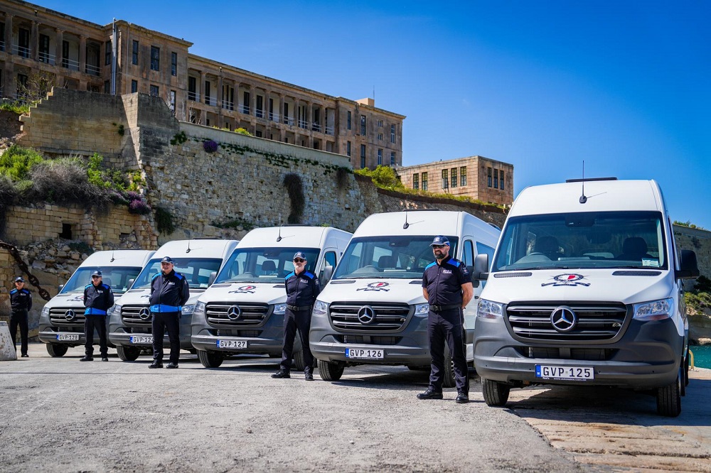 Two rhibs and 5 new vans for Police Force for surveillance of borders ...