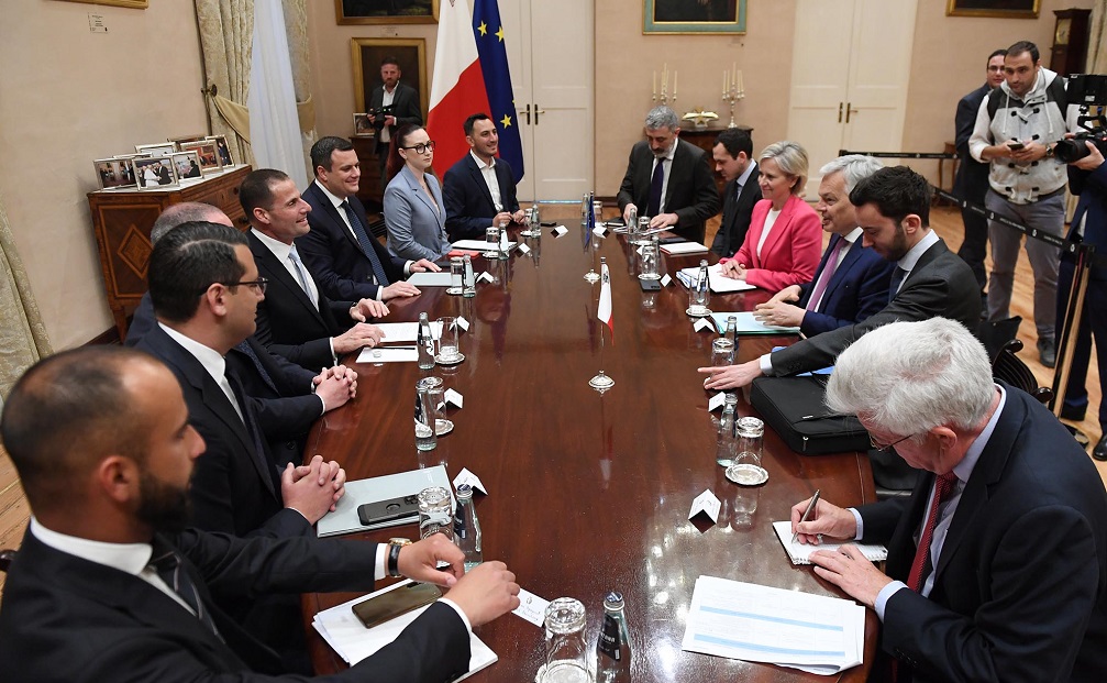 Il Pm Jisħaq Li L Gvern Se Jkompli Briformi Li Jsaħħu L Qasam Tal