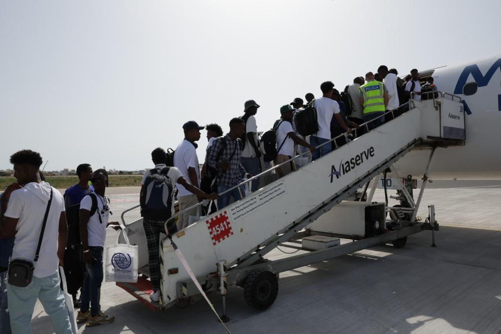 72 irregular immigrants relocated to other countries - TVMnews.mt