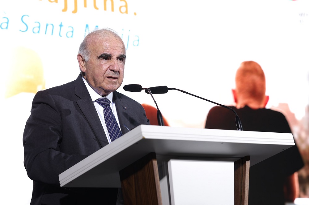 "Now is the beginning of a new voyage" - the President to five persons ...