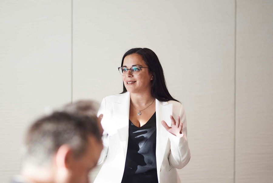 Il-MPE Josianne Cutajar tkompli tmexxi d-diskussjoni dwar il-kirjiet ...