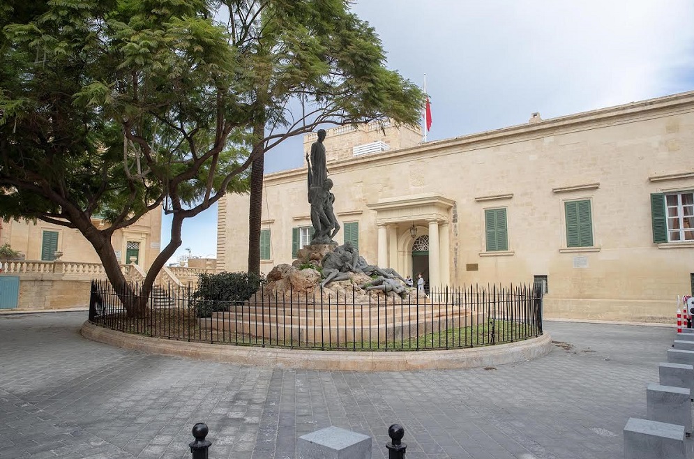 Inawgurat xogħol ta’ riġenerazzjoni fi Pjazza Indipendenza fil-Belt ... Inawgurat xogħol ta’ riġenerazzjoni fi Pjazza Indipendenza fil-Belt ...