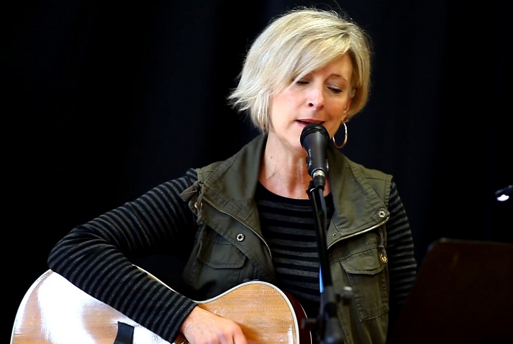 Founder of Dixie Chicks band dies in traffic accident - TVMnews.mt