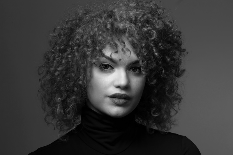 Michela Galea releases new love song 'Let's Talk about Love' - TVMnews.mt