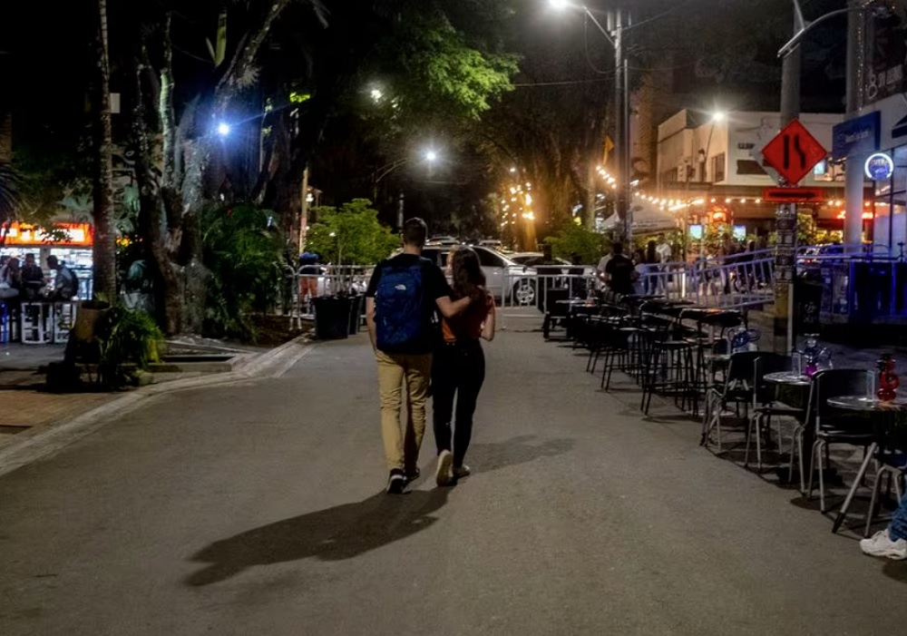 Twissija lill-irġiel Amerikani wara numru ta' mwiet misterjużi fil ...