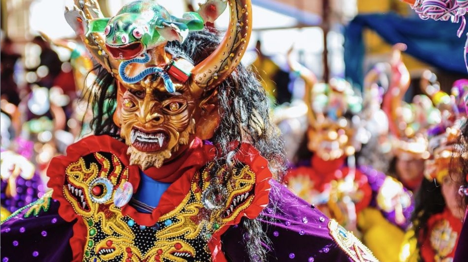 WATCH: A feast of colours, music and dancing - how Carnival is ...