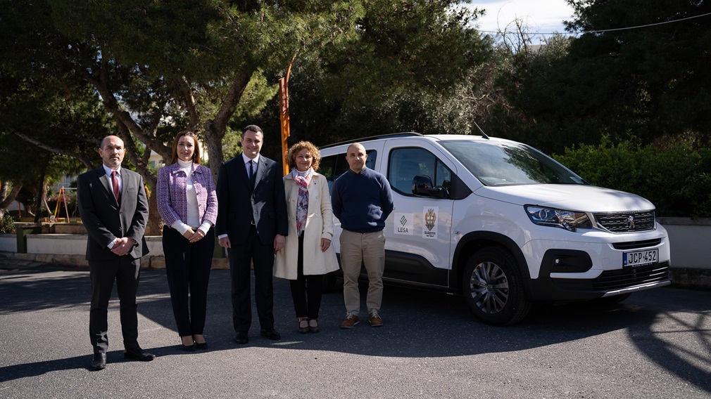 LESA provides two electric vehicles to Żejtun community - TVMnews.mt