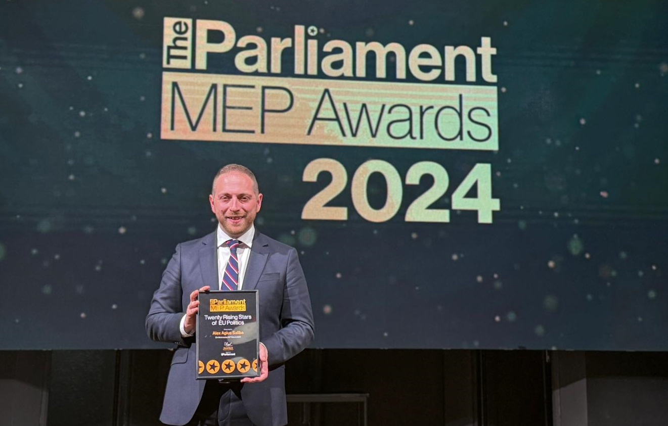 Alex Agius Saliba's EU law on common charger comes into effect - TVMnews.mt