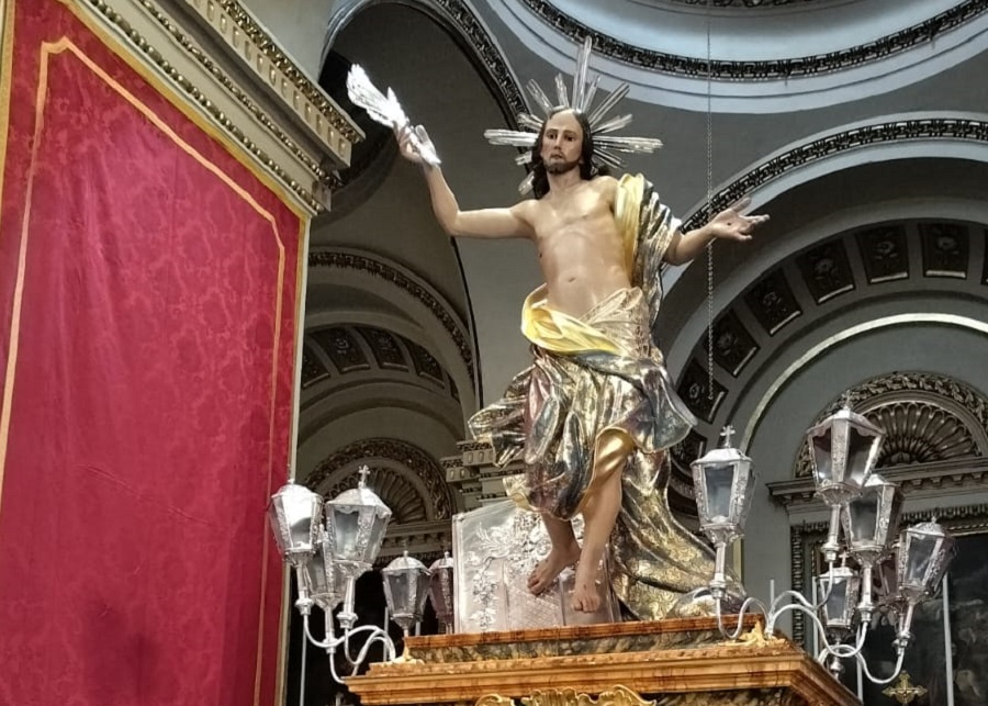 Catholic Church celebrates its most important feast: the Risen Christ ...