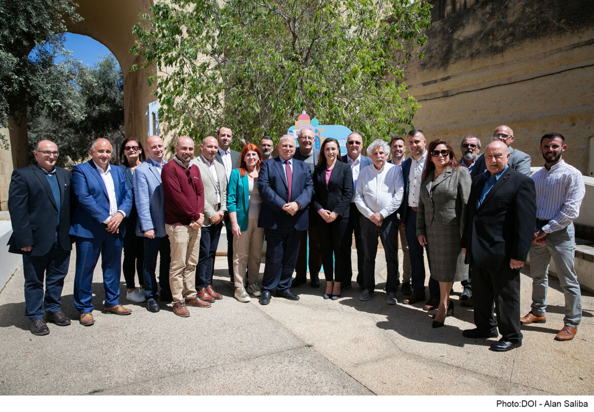 Skema għall-Kunsilli Lokali sabiex iħawlu siġar taż-żebbuġ u l-larinġ ...