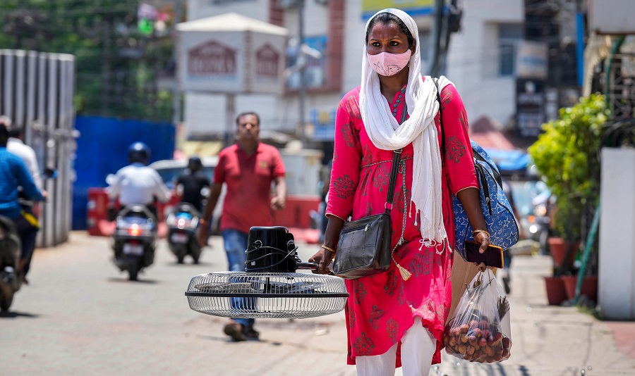 Record heat in India - temperature tops 50 degrees Celcius - TVMnews.mt