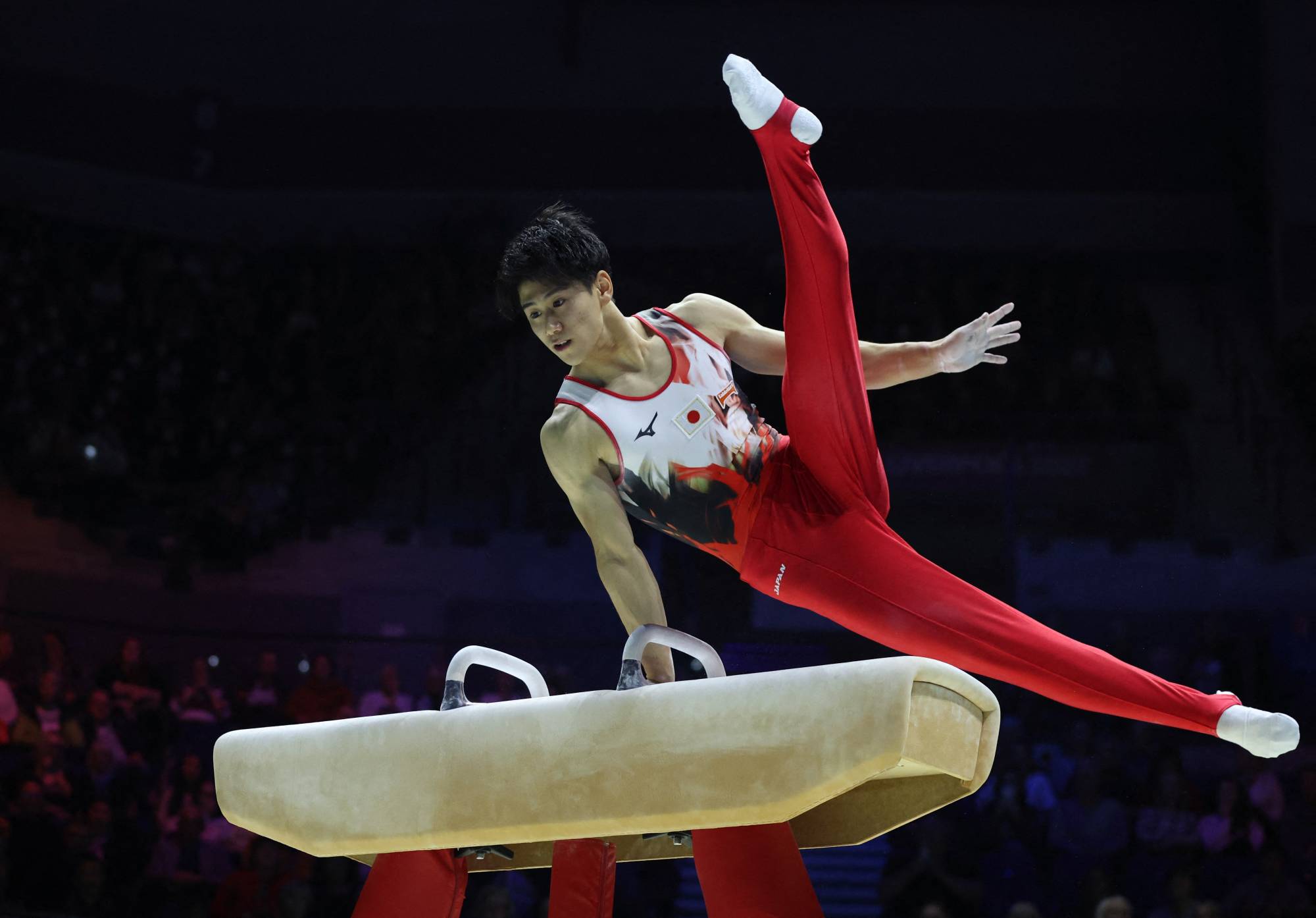 Il-Ġappuniżi jridu jagħmlu ċert li jirbħu d-deheb fil-ġinnastika ...