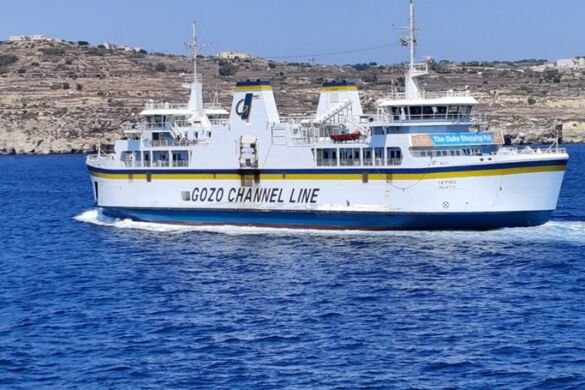 Ħaddiem tal-Protezzjoni Ċivili mixli b'theddid ta' bombi fuq il-vapuri ...