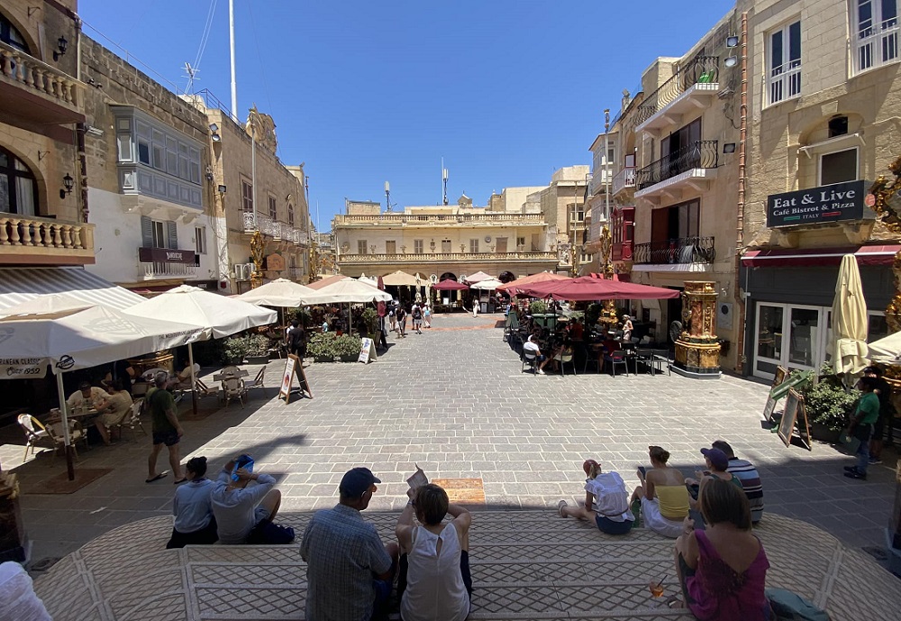 Authorities take action for better accessibility in St George's Square ...