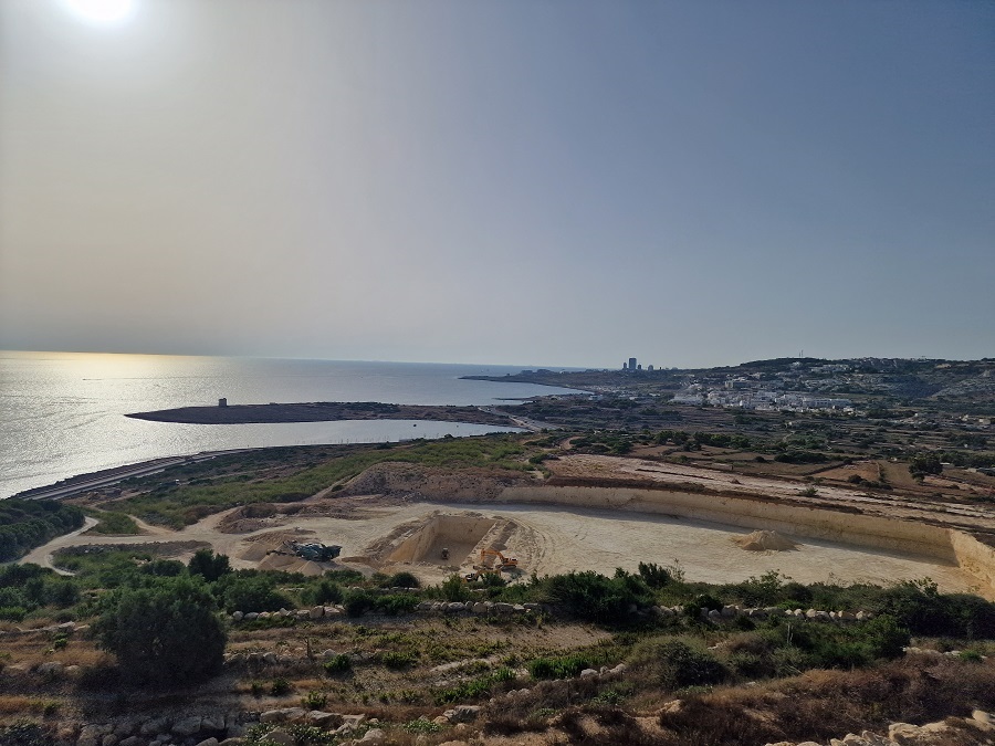 Il-PL jgħid li l-PN u Delia f'konfoffa biex iħarbtu proċess kompetittiv ...