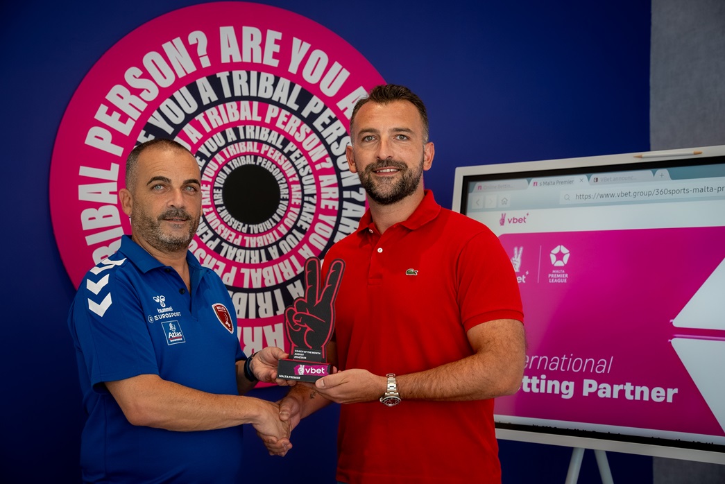 Clive Mizzi jirbaħ l-unur VBET Coach tax-Xahar għal Awwissu - TVMnews.mt
