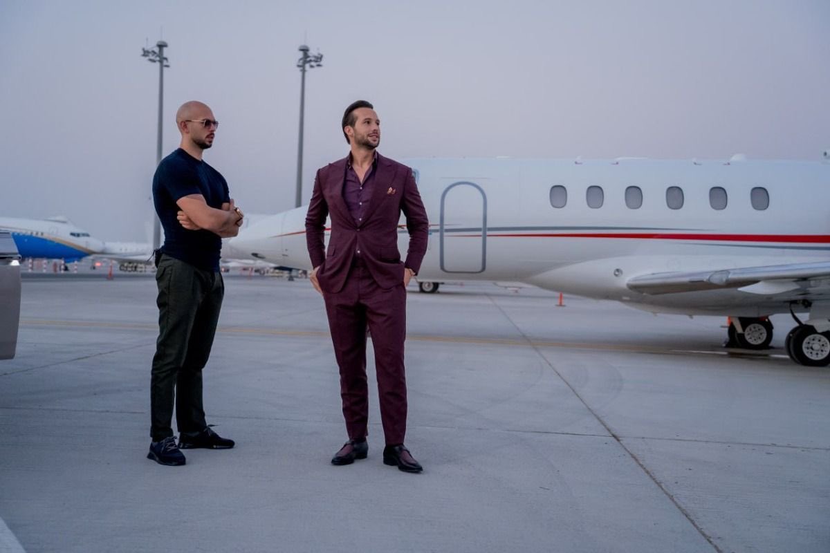 Tate brothers go to Florida as travelling ban is lifted - TVMnews.mt