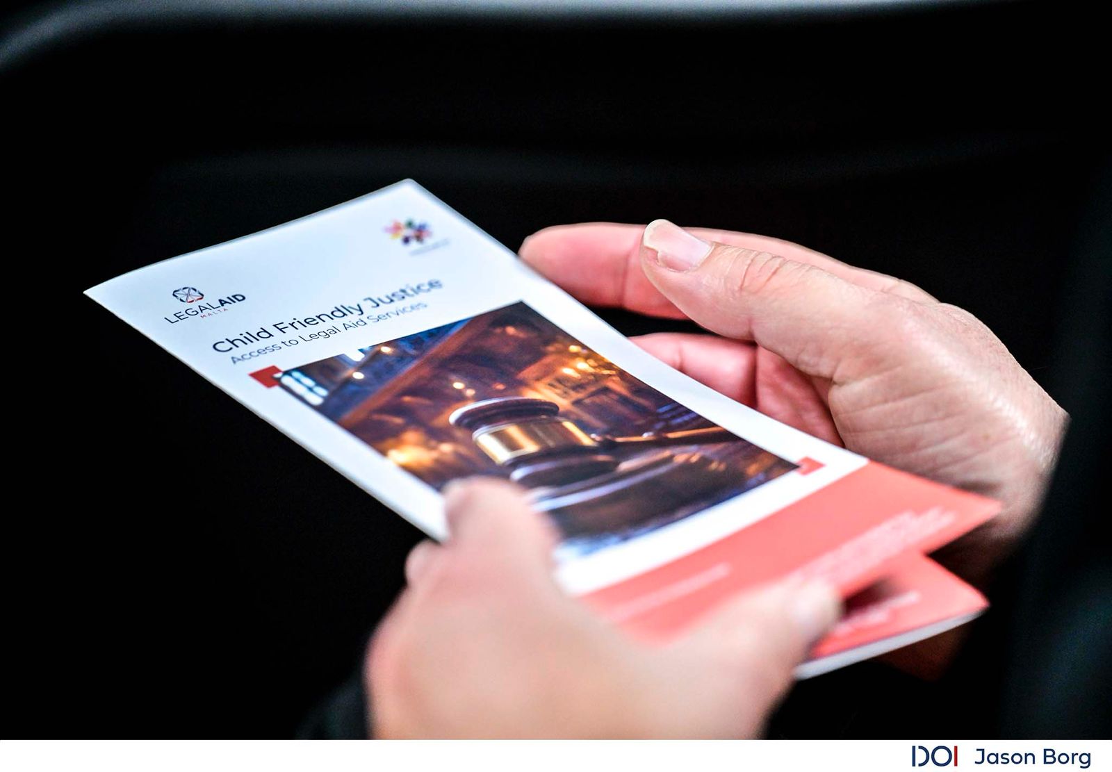 Informative leaflet for professionals to provide legal assistance to ...