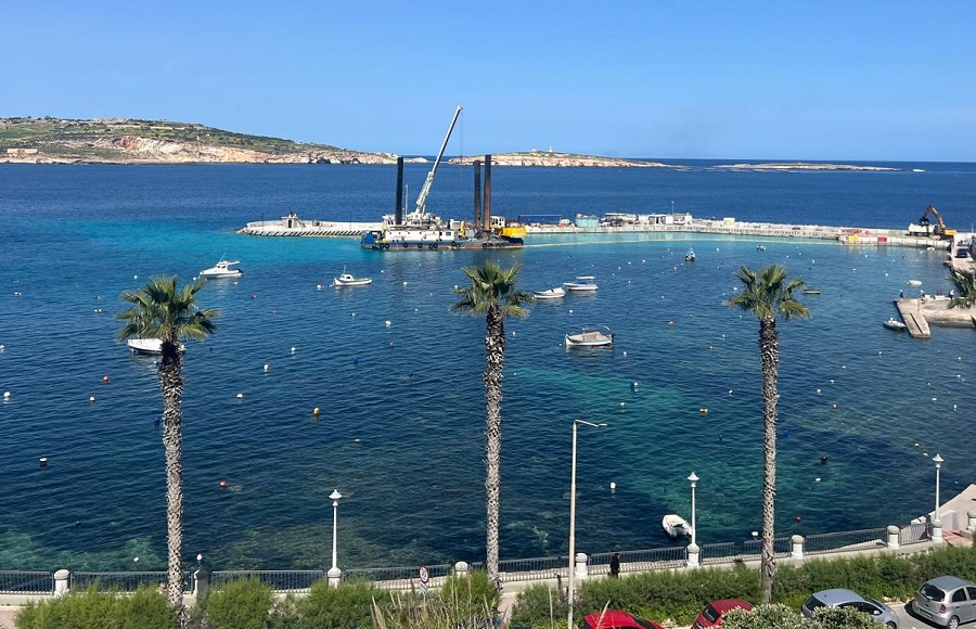 Il-breakwater il-ġdid ta' Buġibba kważi lest: se jilħaq diversi ...