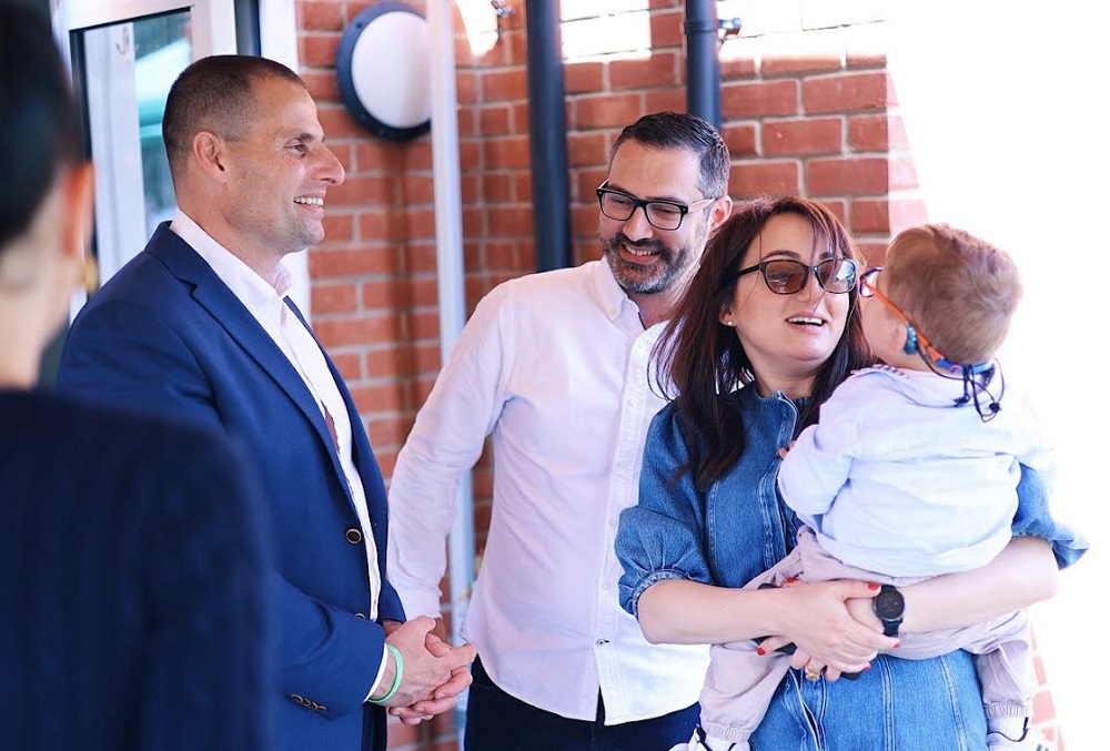 Il-Prim Ministru Robert Abela fi żjara f’Londra ma’ Puttinu Cares ...