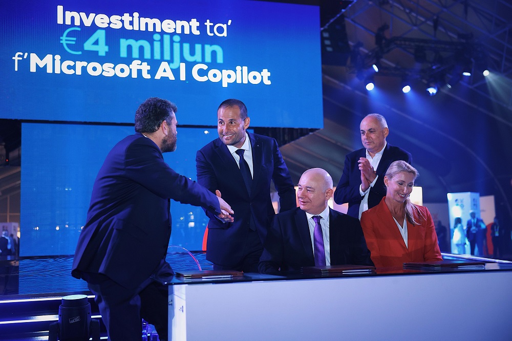 8,000 uffiċjal pubbliku b'aċċess għall-AI wara investiment ta' €4 ...