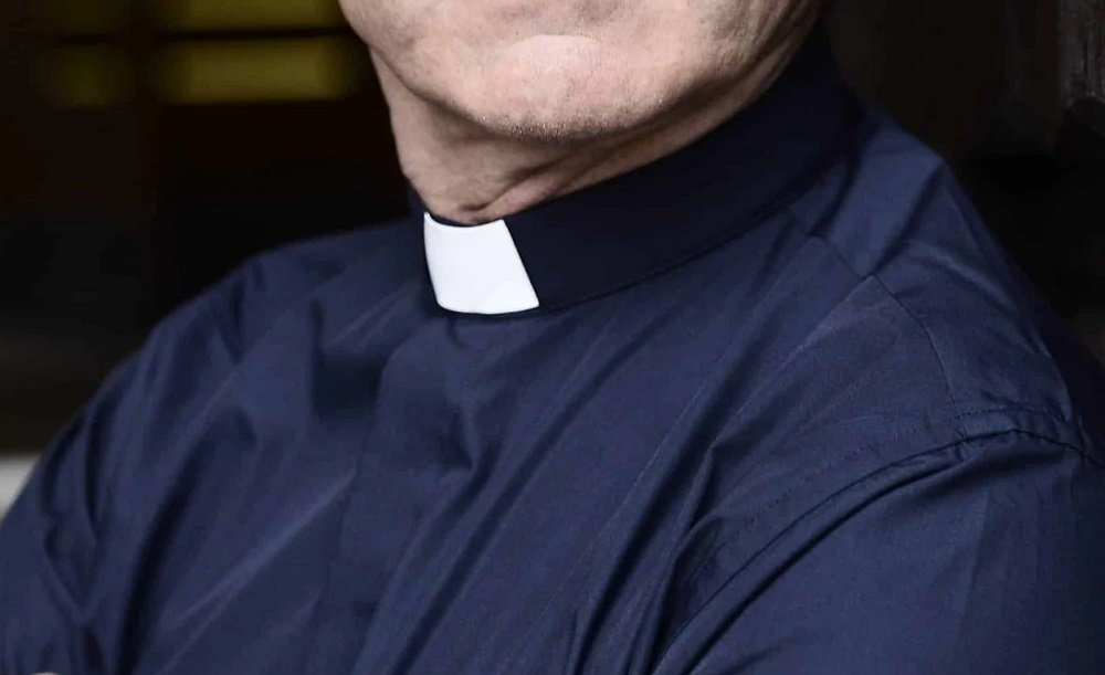 Mara tammetti li rrikattat qassis li jekk ma jagħtihix €5,000 tigdeb ...