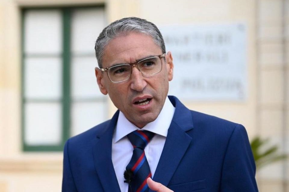 Robert Aquilina jirrapporta lill-Pulizija xbieha tiegħu bl-AI fuq ...