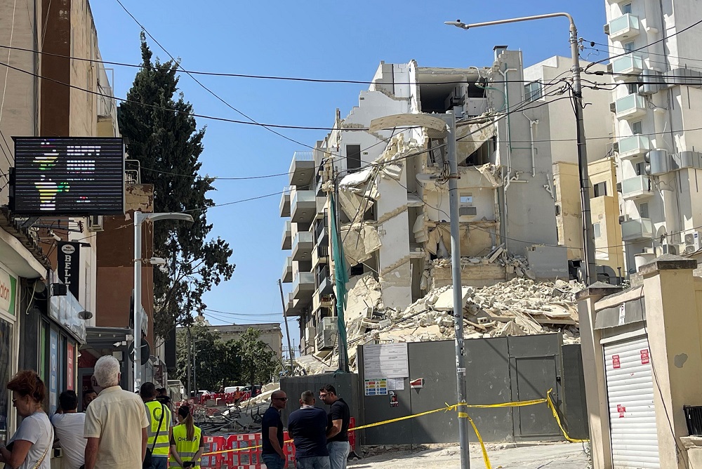 Il-Kamra tal-Periti tgħid li ma sarx tħaffir fis-sit ħdejn il-binja ...