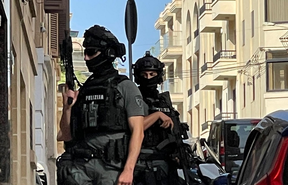 Armed Police at Sliema site where Dr Pandolfino and Maciejowski were ...