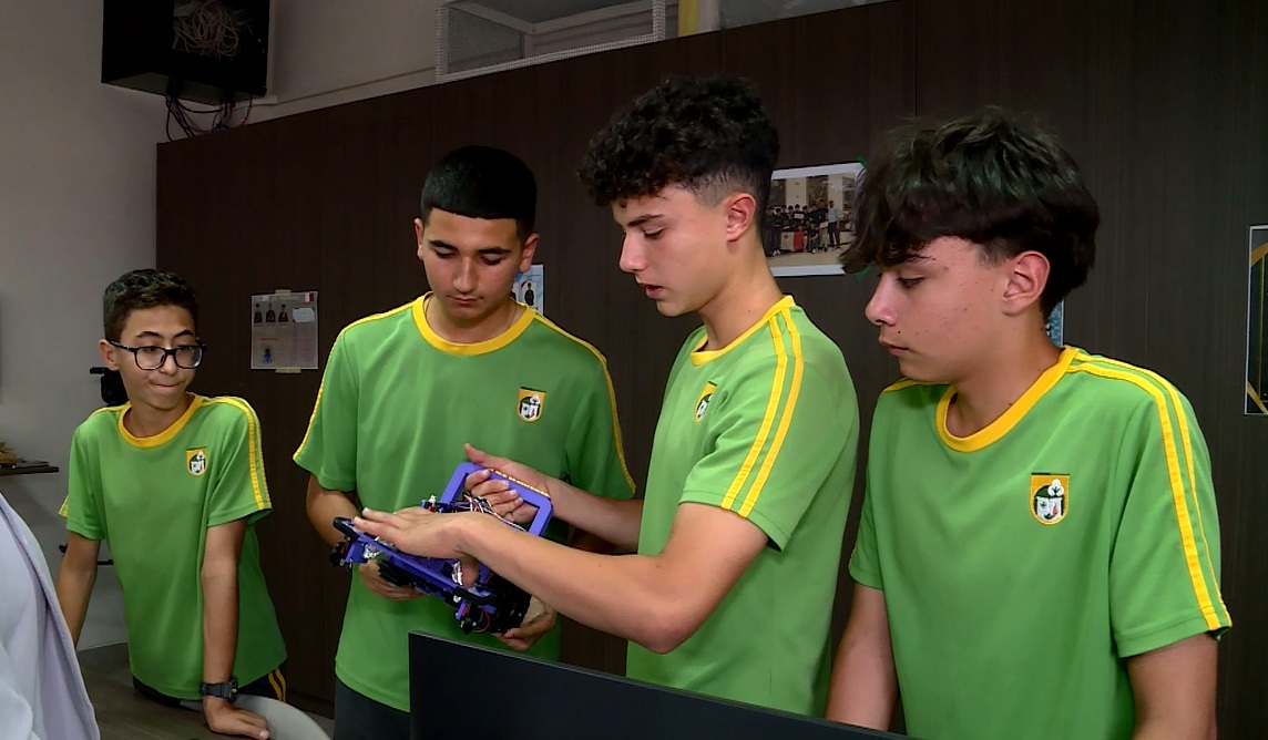 Studenti ta' Savio College jibbrillaw f'kompetizzjoni tar-robotika f ...