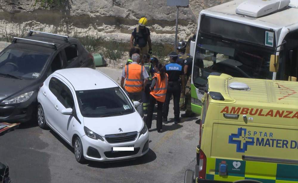 Bus driver dies after he was crushed by the bus against a wall at ...