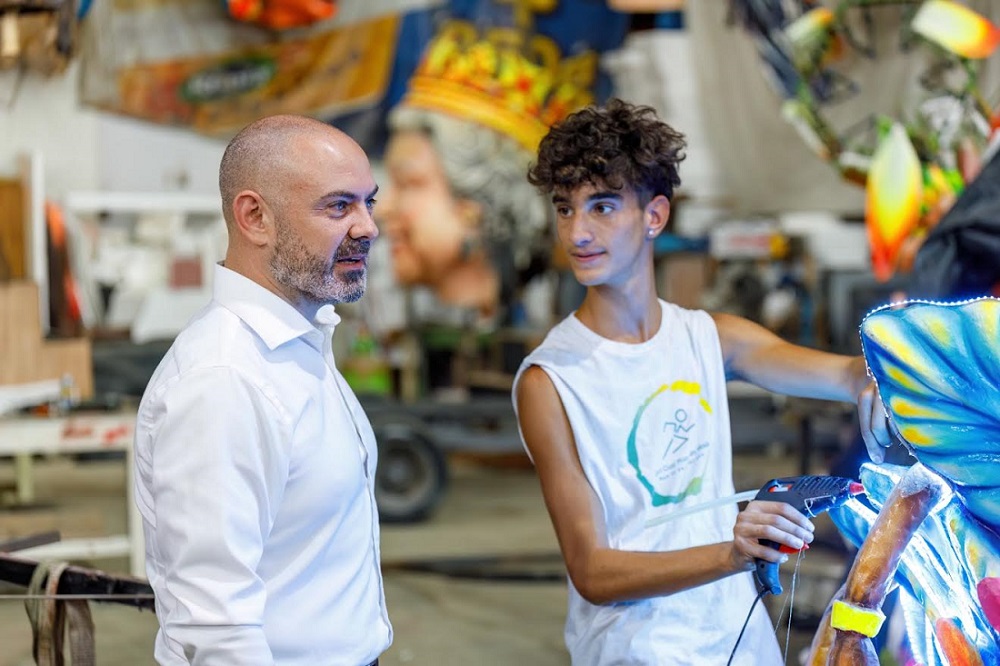 Minister Owen Bonnici visits volunteers ahead of Malta Summer Carnival ...