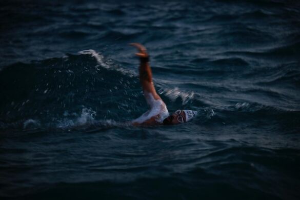 Neil Agius breaks world record with 140km endurance swim - TVMnews.mt