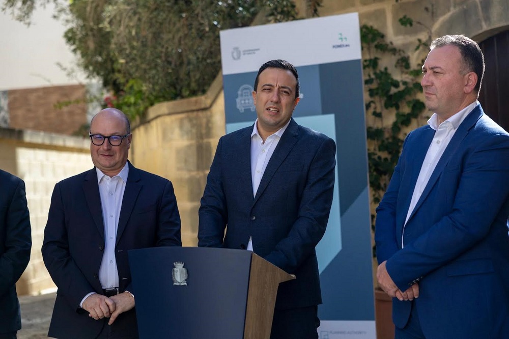 Government launches second phase of restoration scheme for old ...