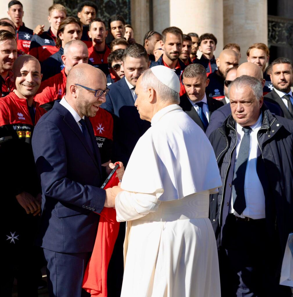 It-tim nazzjonali Malti jiltaqa' mal-Papa Ljun XIV - TVMnews.mt